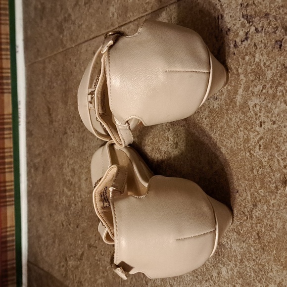 Bellini | Shoes | Bellini Lynn Sandals | Poshmark